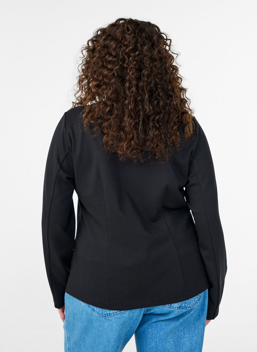 Koft? med v-ringning och guldfärgade knappar - Svart - Strl. XL - Zizzi